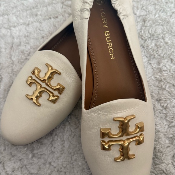 Tory Burch | Shoes | Tory Burch Cream Flats With Gold Logo | Poshmark